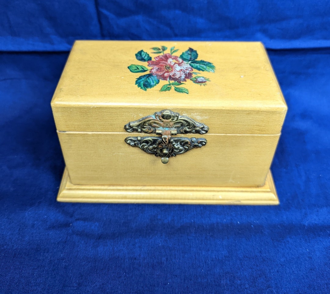 Vintage Clark's ONT Spool Cotton Thread Wooden Box With Floral Design ...