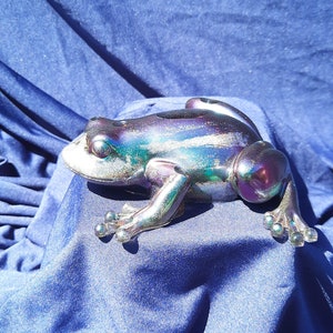 Frog Figurine. Epoxy Resin Frog With Colorchanging Powders. Water ...