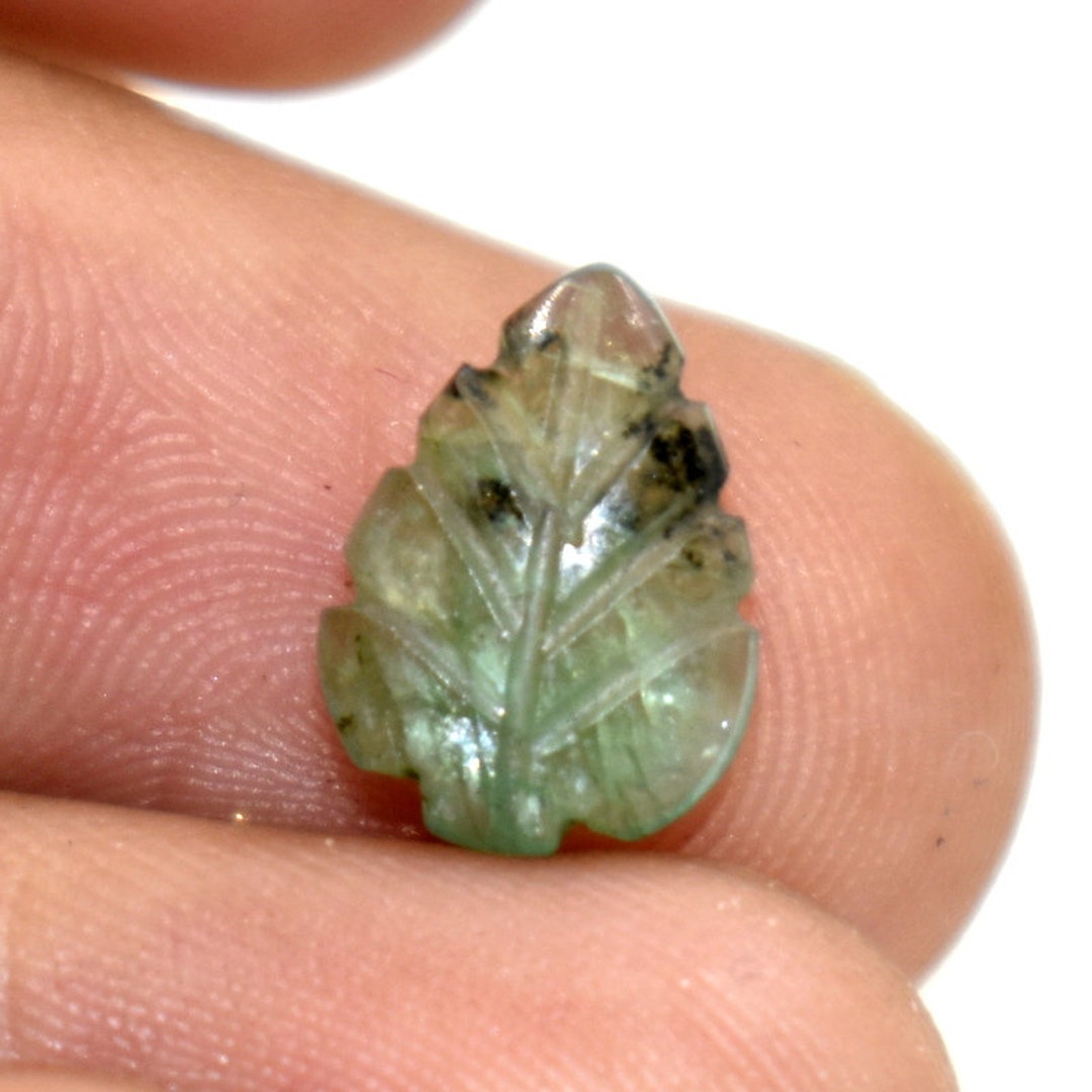 Green Emerald Carving Gemstone 1.75 CRT Zambian Emerald Leaf Shape ...
