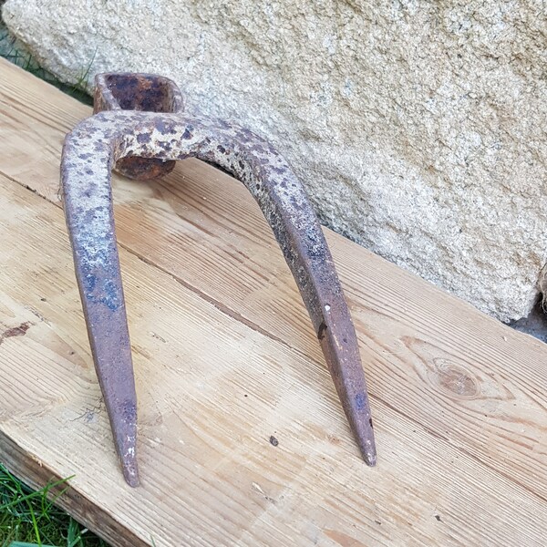 Antique Pick Axe - Etsy