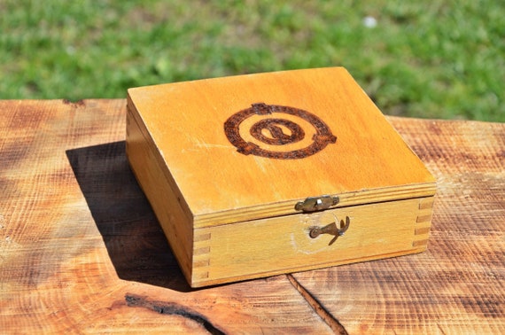 Vintage Wooden Pyrography Box , Old Wood Box , Pencil… - Gem