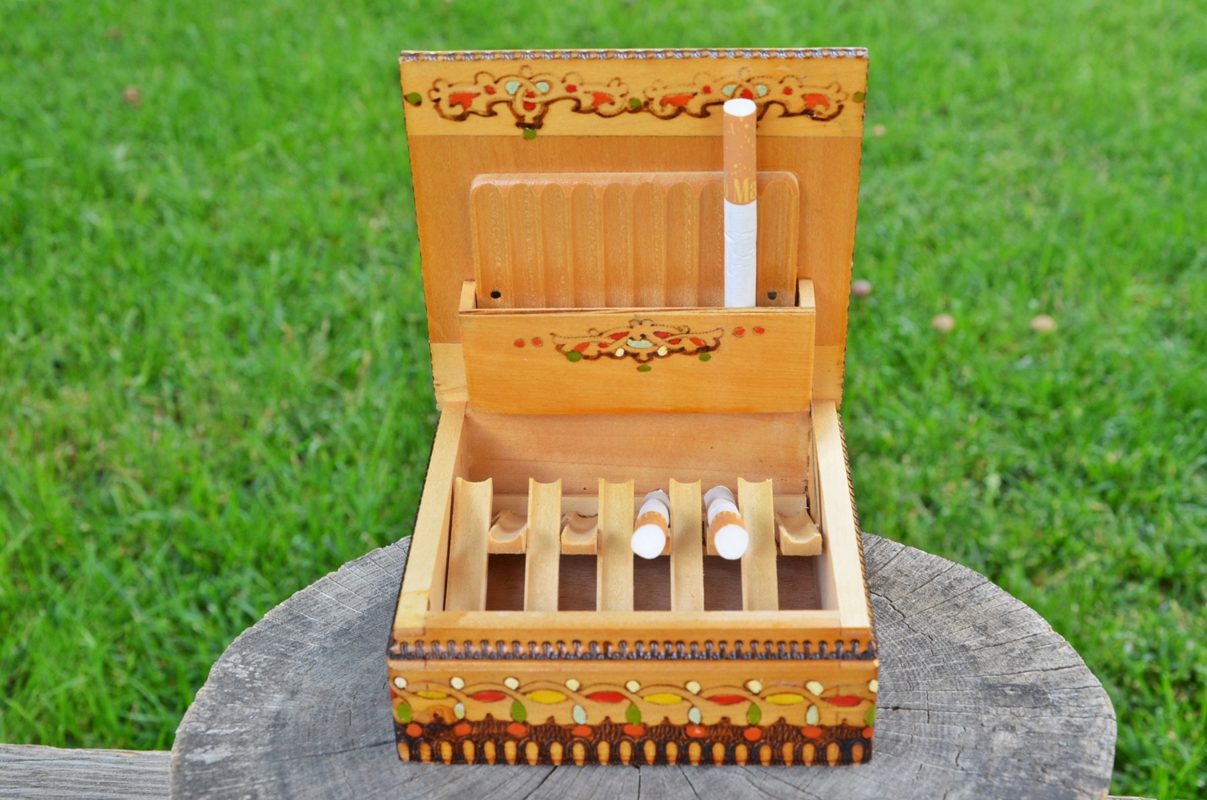 Vintage Wooden cigarette box Wood cigarette case Cigarette | Etsy