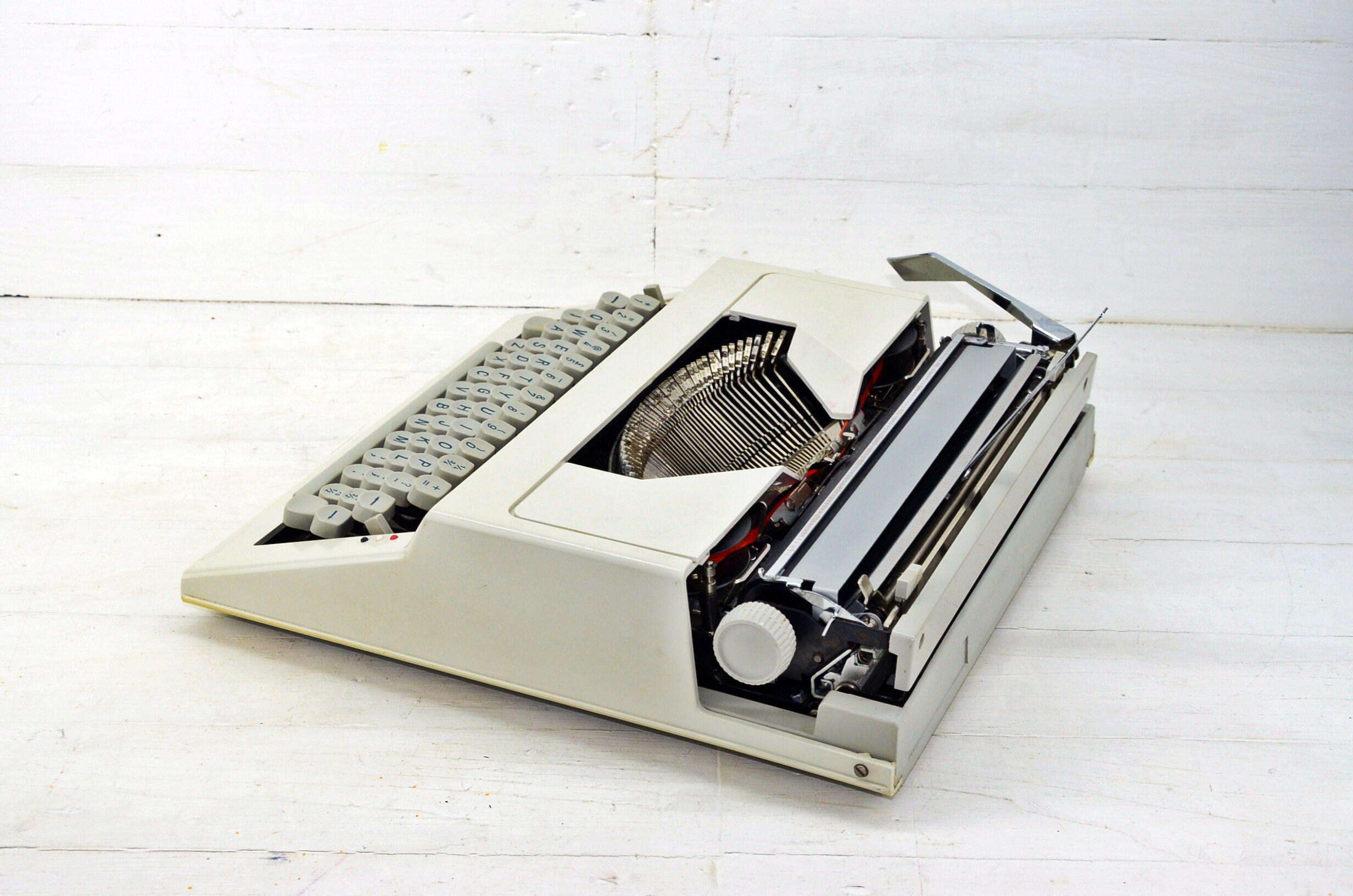 Vintage Mechanical Typewriter Challenger Portable Typewriter | Etsy