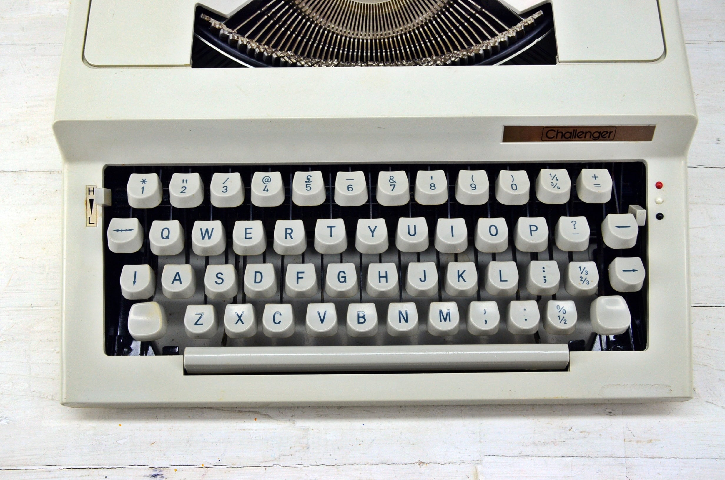 Vintage Mechanical Typewriter Challenger Portable Typewriter | Etsy