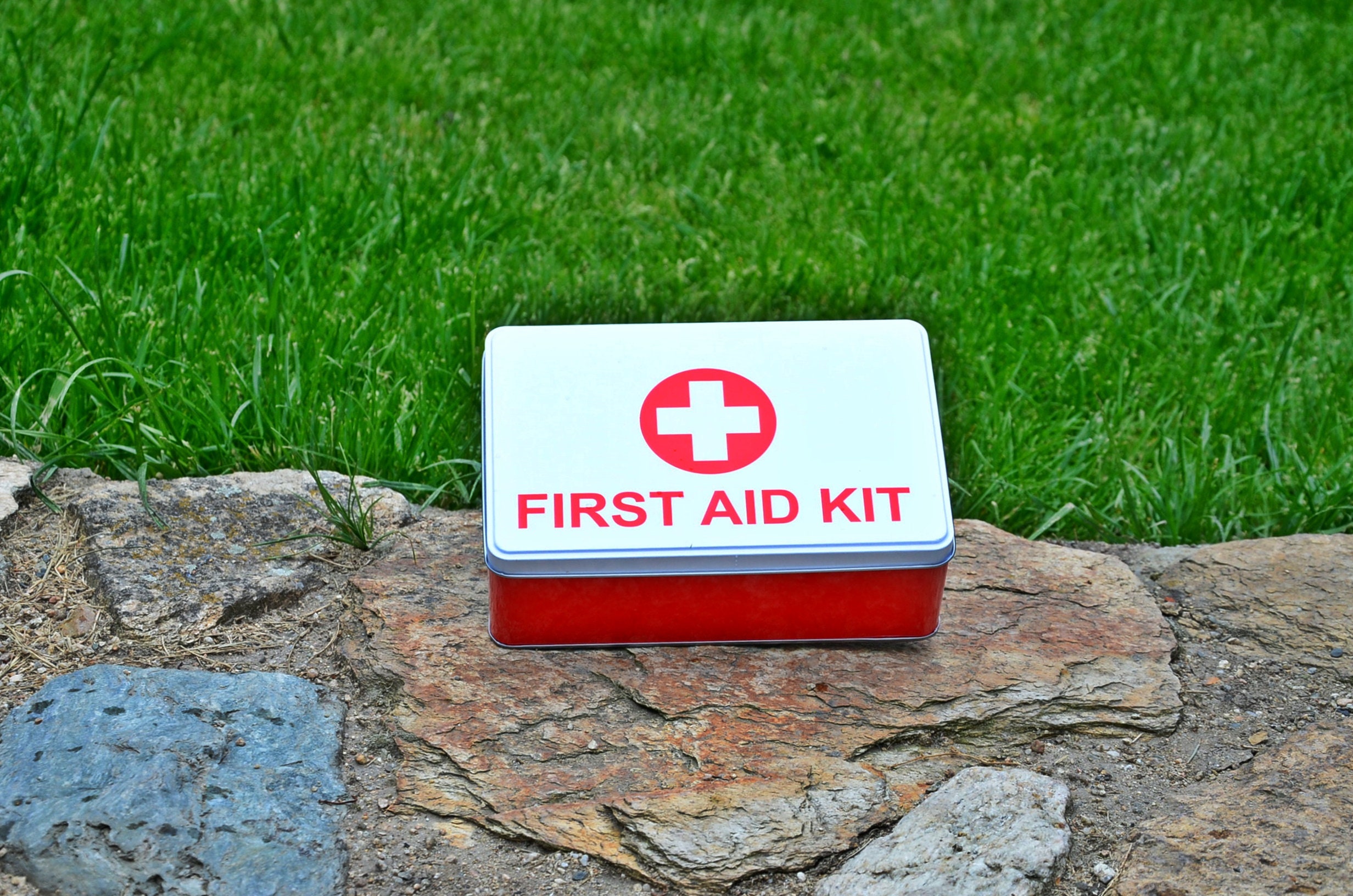 Medical Red Cross First Aid Kit Red Metal Kit Medical Decor | Etsy