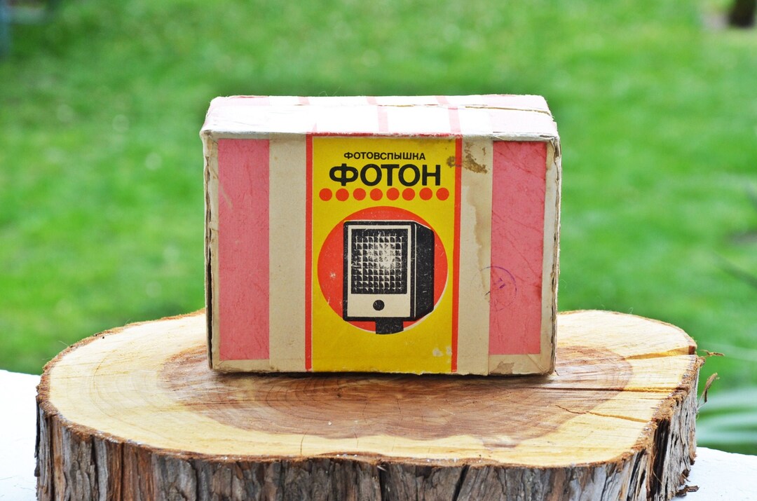 Vintage Soviet Foton Camera Flash – Retro USSR Photo Accessory - Etsy