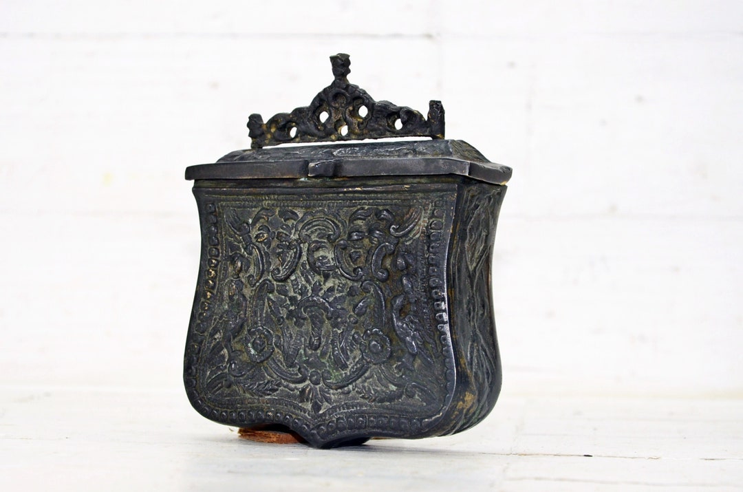 Antique Ottoman Brass Gun Powder, Vintage Gunpowder Case Having Balkans ...