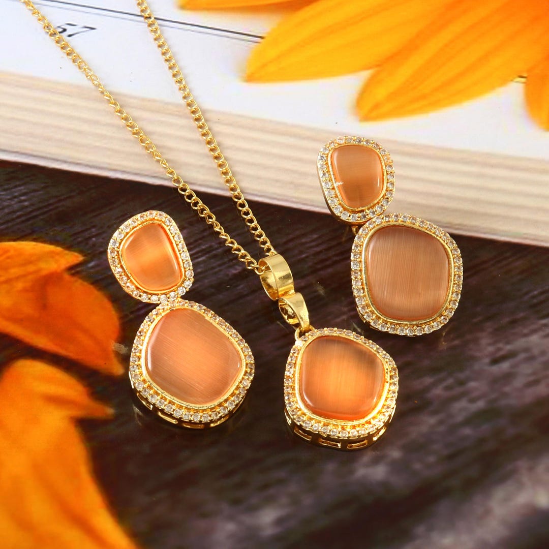 Gold Plated Monalisa Peach Quartz Jewelry Set, American Diamond Pendant ...