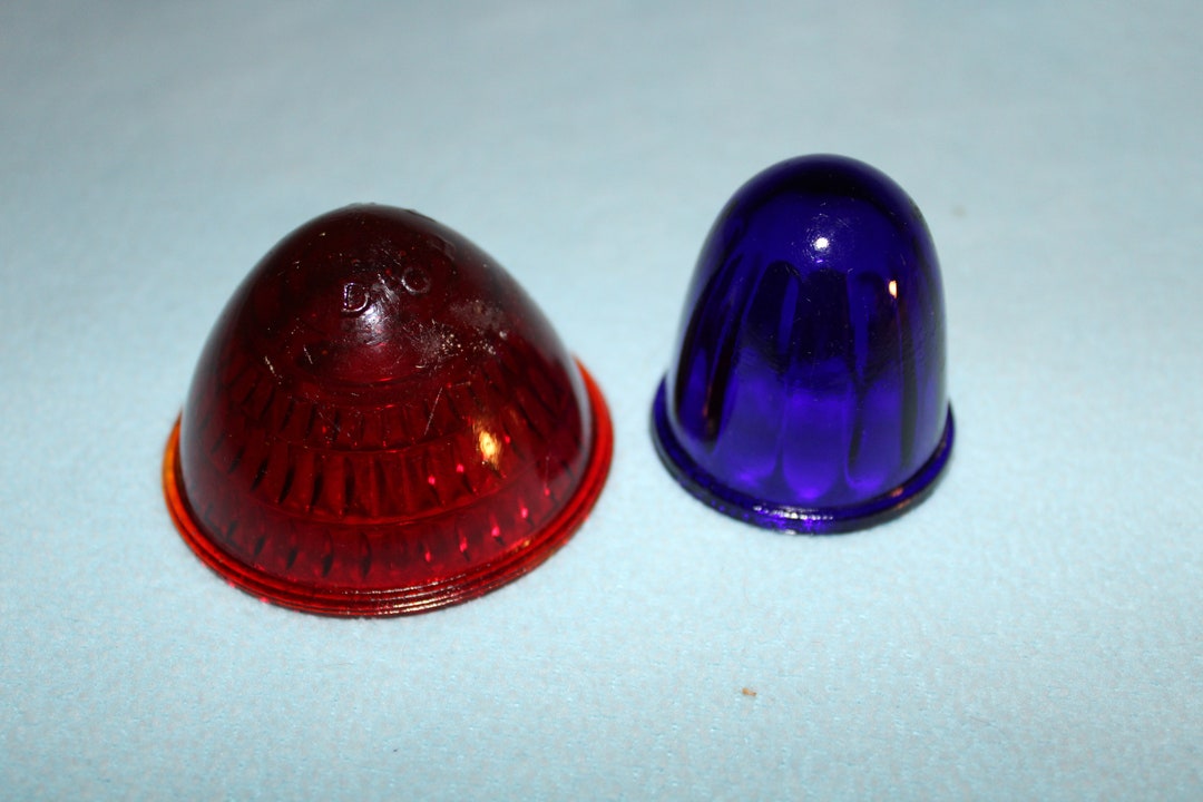 Vintage Red Doray BL 25 DC Beehive Tail Light Lense Cover Doray Lamp Co ...