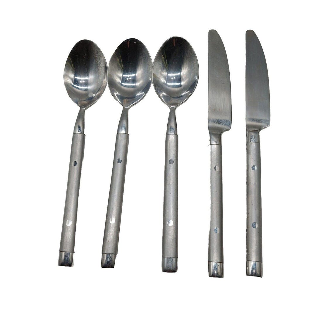 Hampton Silversmith Shangrila 3 Dinner Spoons & 2 Knives Flatware ...