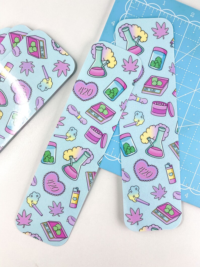 420 Themed Bookmark Stoner Girl Aesthetic Aesthetic Weed - Etsy
