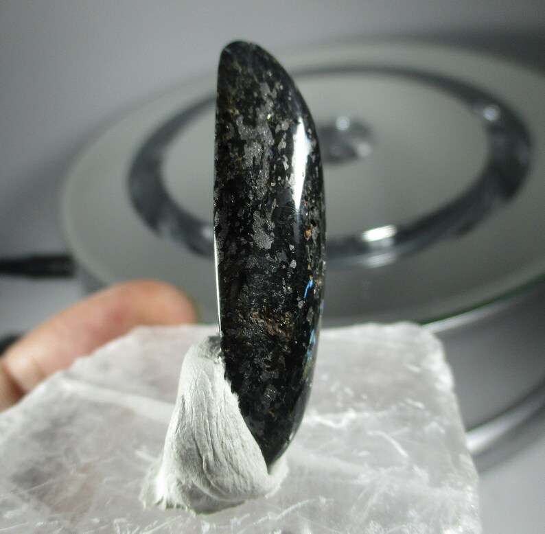 Very Rare. Closed Mine. Genuine Large Greenland Nuummite - Etsy