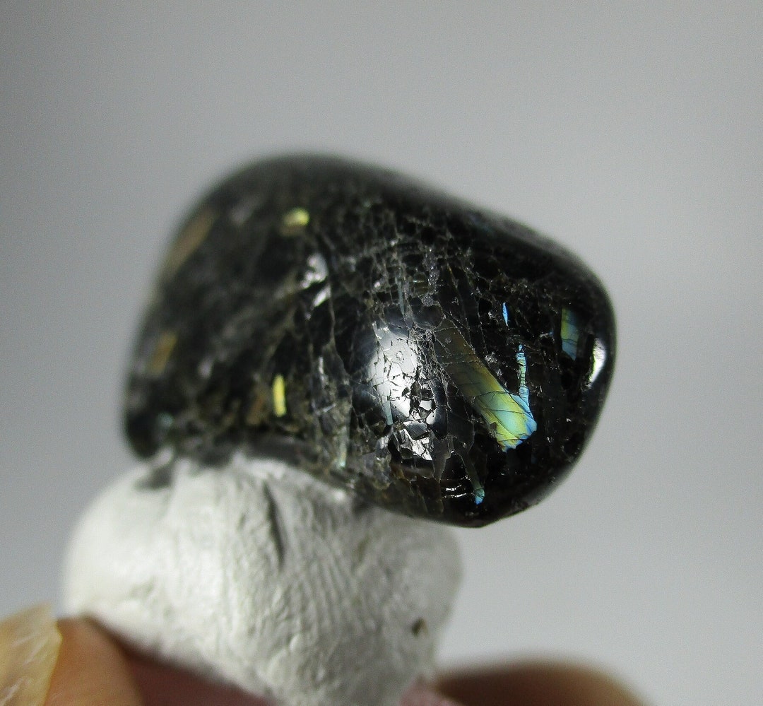 Authentic Greenland Nuummite Freeform. 43.30 Carats - Etsy