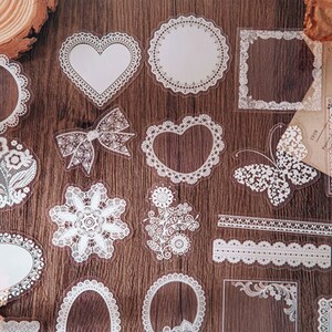 30pcs Lace Frame Floral Lace Sticker, Clear PET White Lace Doily ...