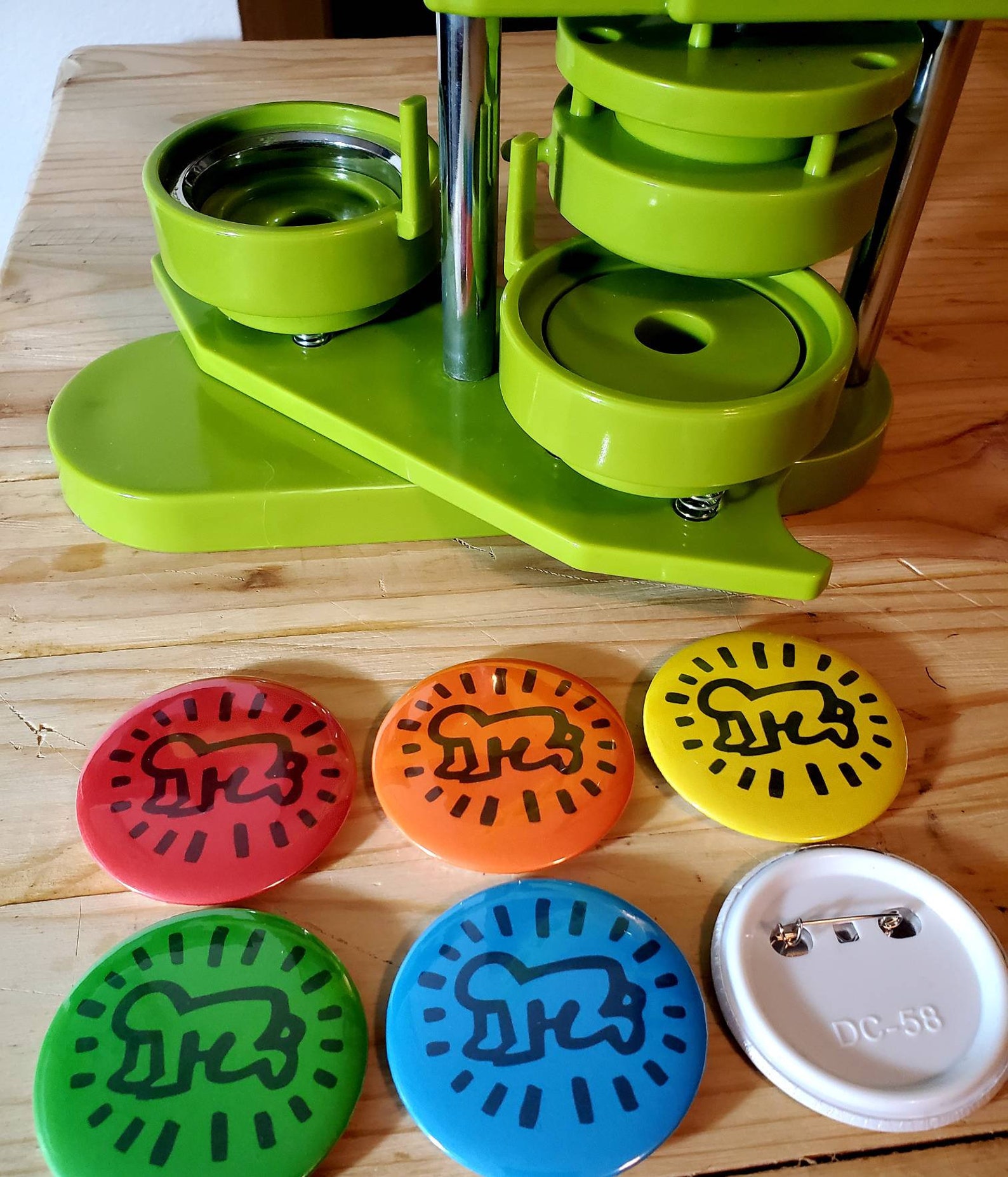 Keith Haring Radiant Baby 2.25 Inch Pins Buttons Badges - Etsy