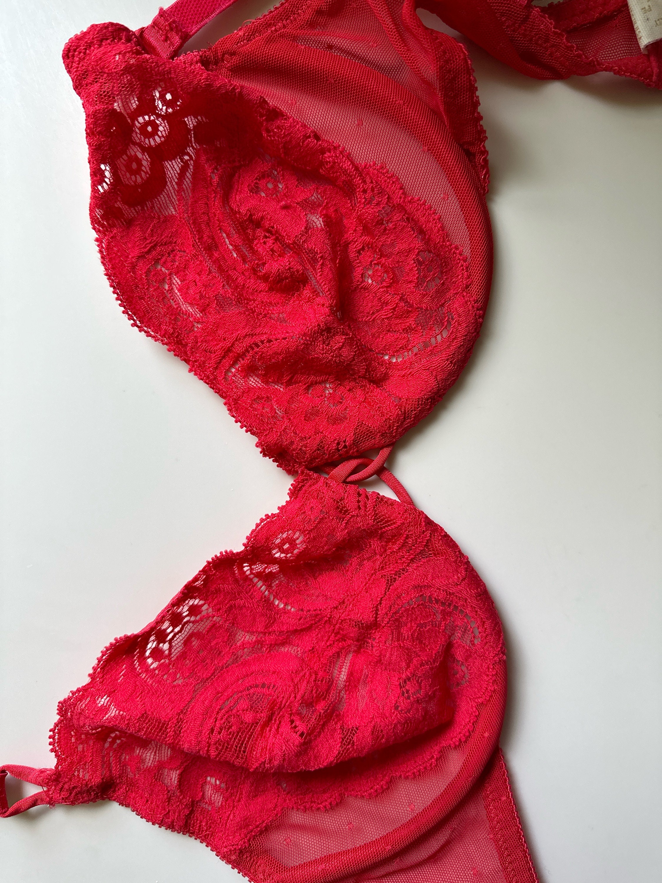 Vintage VICTORIAS SECRET 80s Gold Label Red Lace Bra - Etsy