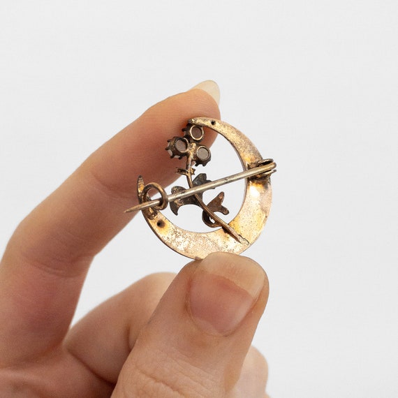Antique Gold Plated Hammered Crescent Moon Pin with F… - Gem