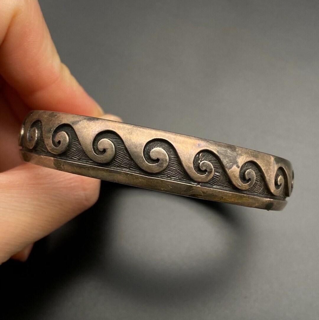 Vintage Hopi Bernard Dawahoya Native Water Waves Silver Bracelet Bangle ...
