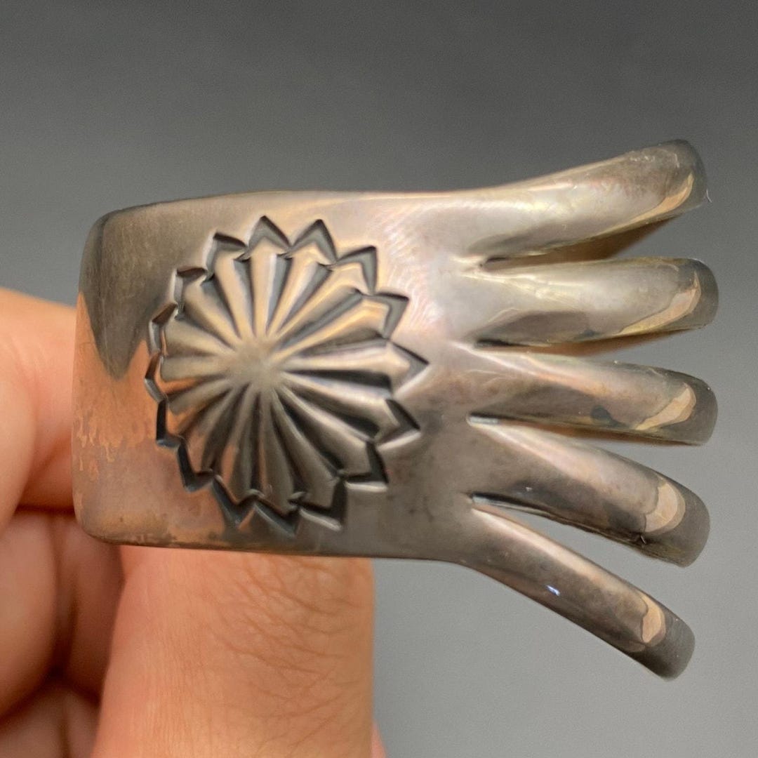 Vintage Navajo Johnny Mike Begay Native Stamp Work Silver Bracelet Cuff ...