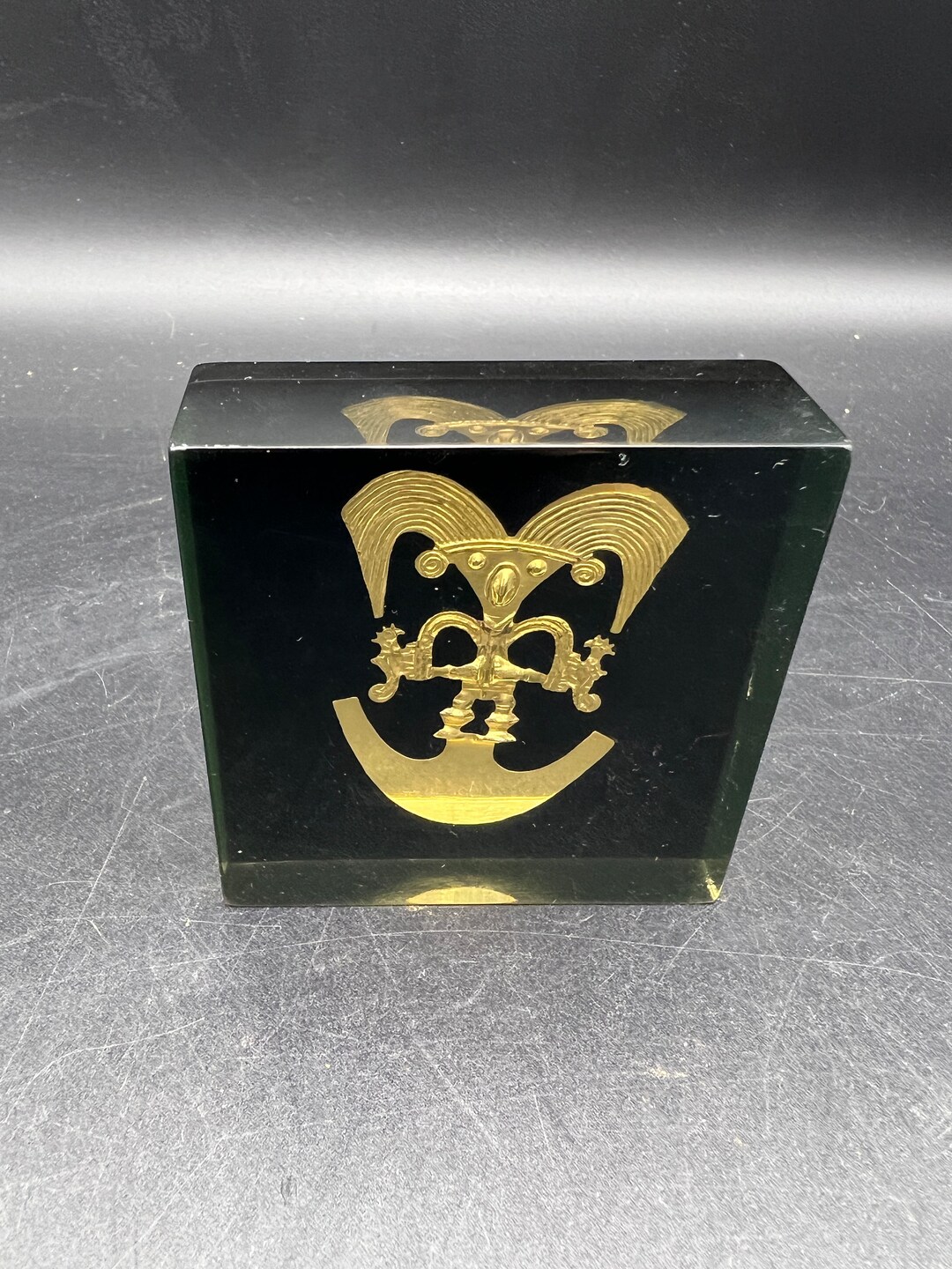 Pectrol Antropo-zoomorfo Prehispanic Gold Work Colombia Paperweight ...