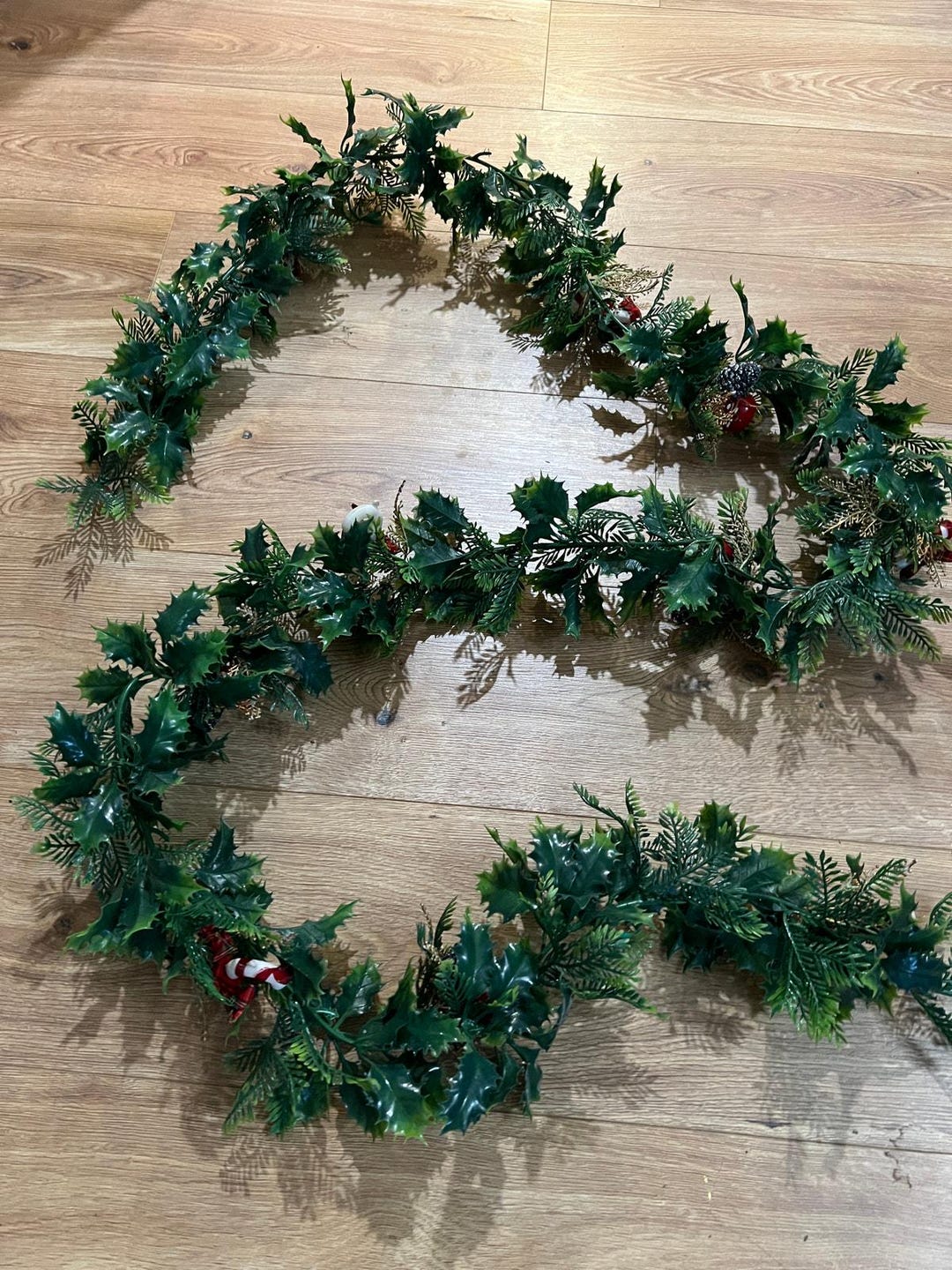 Vintage Christmas Garland Plastic Evergreen With Decorative Accents 100 ...