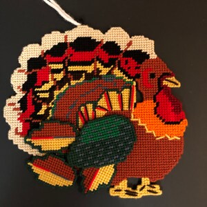 Vintage Die Cut Thanksgiving Turkey and Plastic Canvas 3-D Thanksgiving ...
