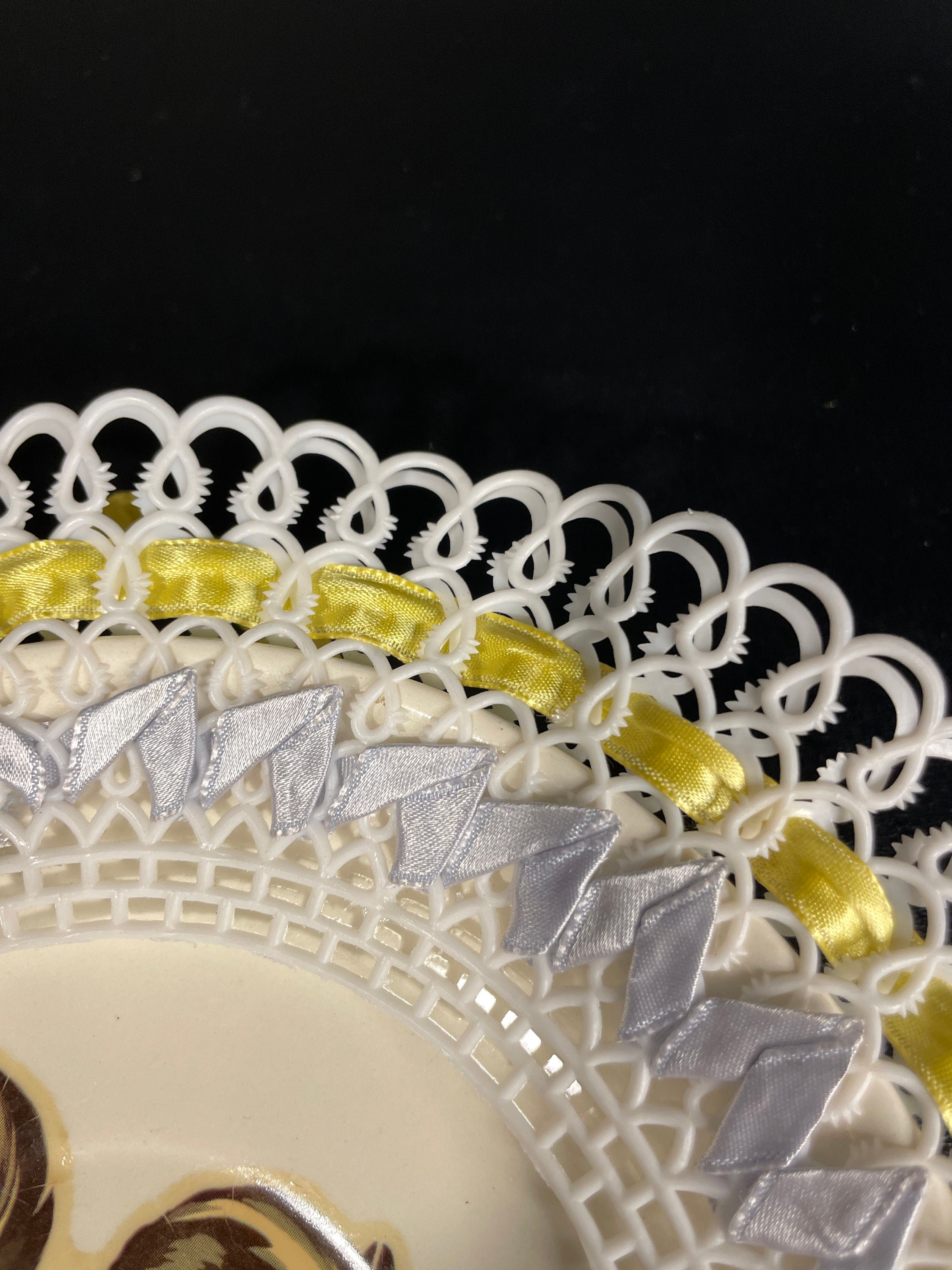 Vintage Kitschy Handmade Skunk Plates With Plastic Doily Trim | Etsy