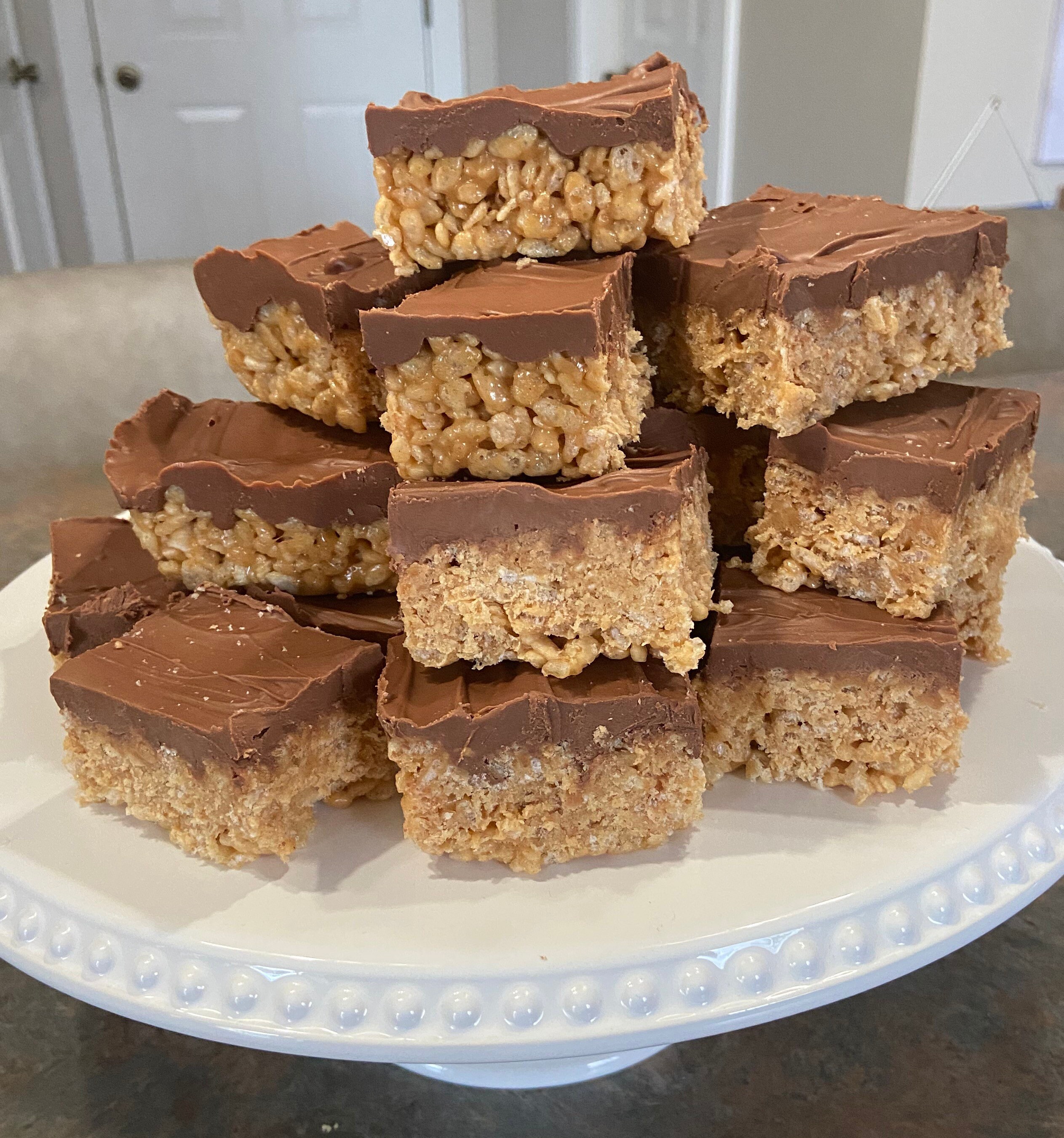 Scotcheroos - Peanut Butter Chocolatey Butterscotch Treat / Desert - Etsy