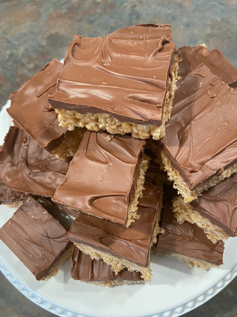 Scotcheroos - Peanut Butter Chocolatey Butterscotch Treat / Desert - Etsy