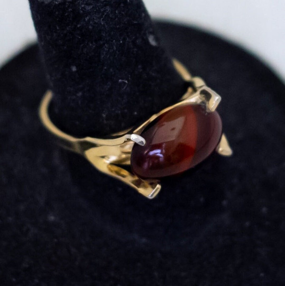 Size 7, Vintage Art Deco Red Faux Gem Gold Tone Abstract Adjustable ...