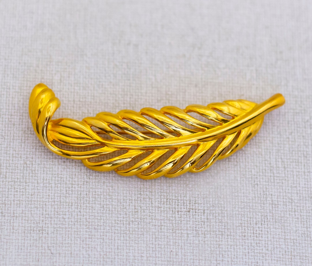 Vintage Gold Tone Fallen Leaf Elegant Brooch by Napier - L1 - Etsy