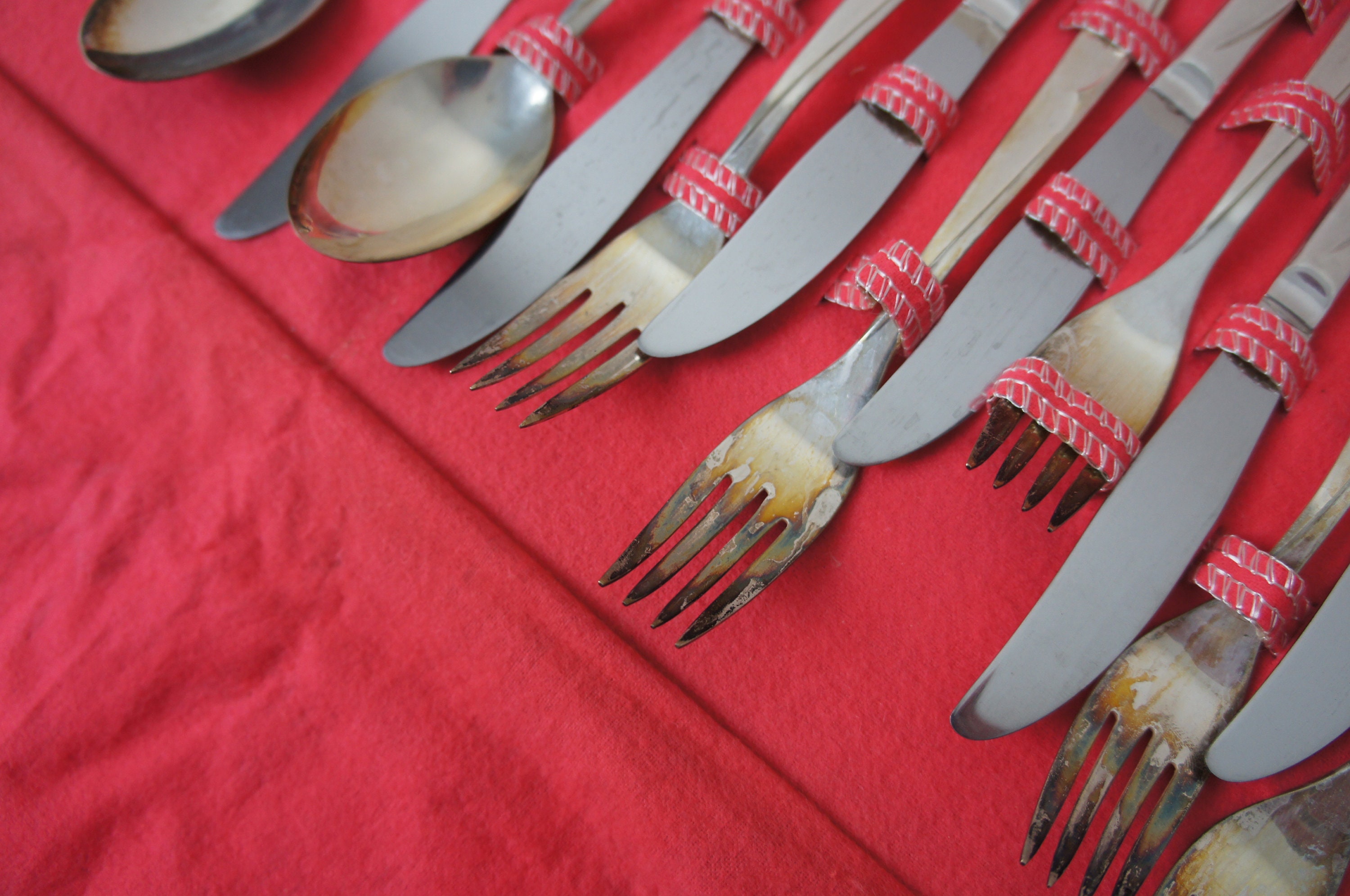 52 Piece Supreme Silverplate Flatware Set Concept Pattern Mid Century ...