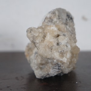 Raw Stone Rock White Quartz Crystal Natural Specimen Rough Paperweight ...