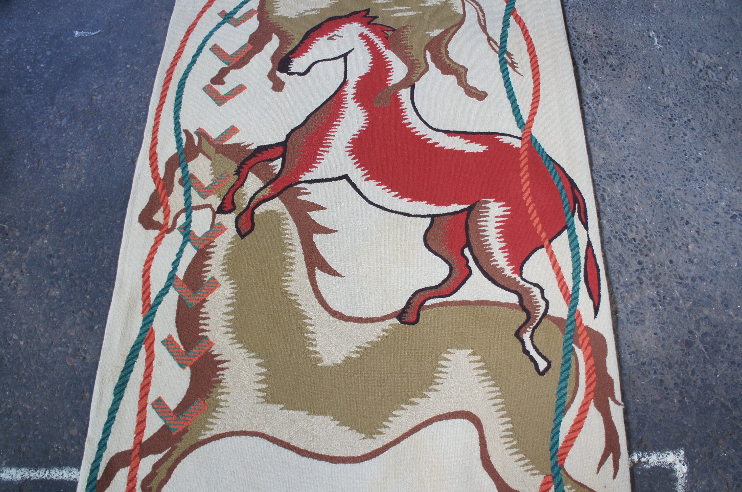 19'6 Hand Tufted Wool Southwestern Rug Horse Bison | Etsy