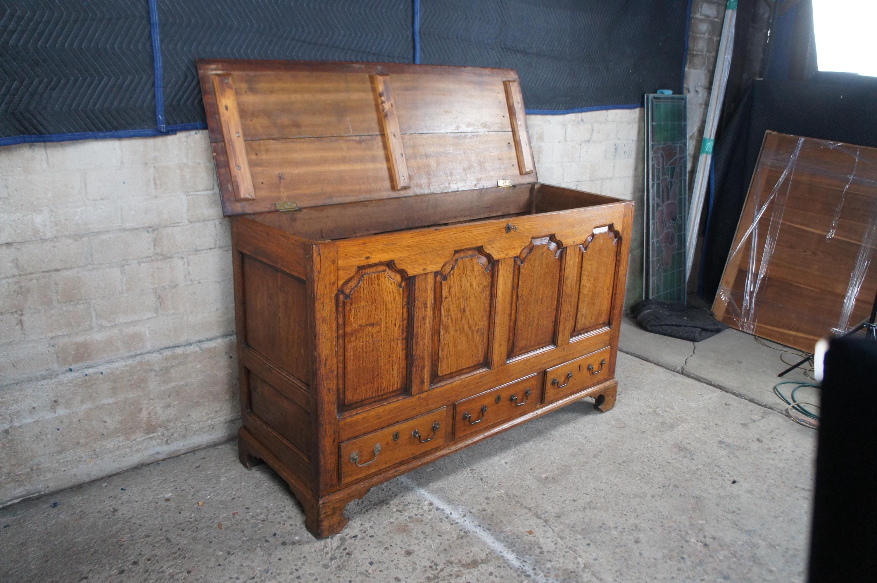 Antique 18th C. English Georgian Quartersawn Oak Mule Dowry Chest Trunk ...