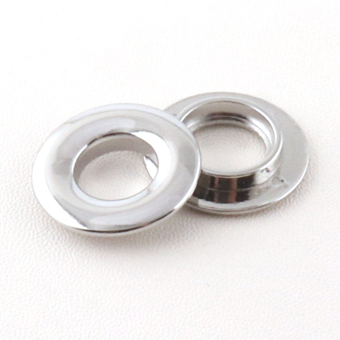 Eyelets Screw Grommet 1/2 Inch Alloy Eyelet Gunmrtal Round | Etsy