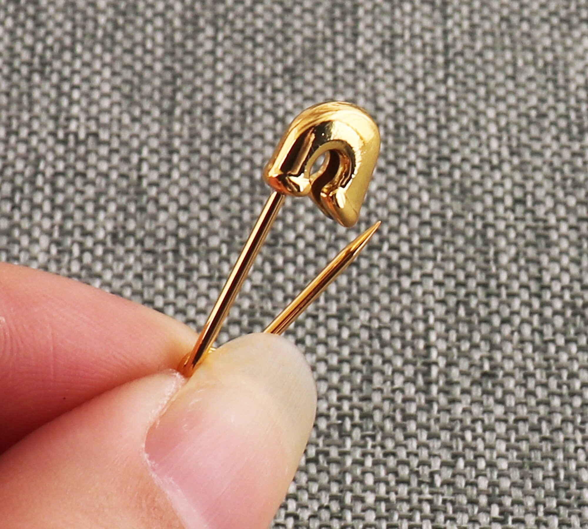 Safety Pins Shiny Gold Brooch Pins 21mm Small Brass Needles | Etsy