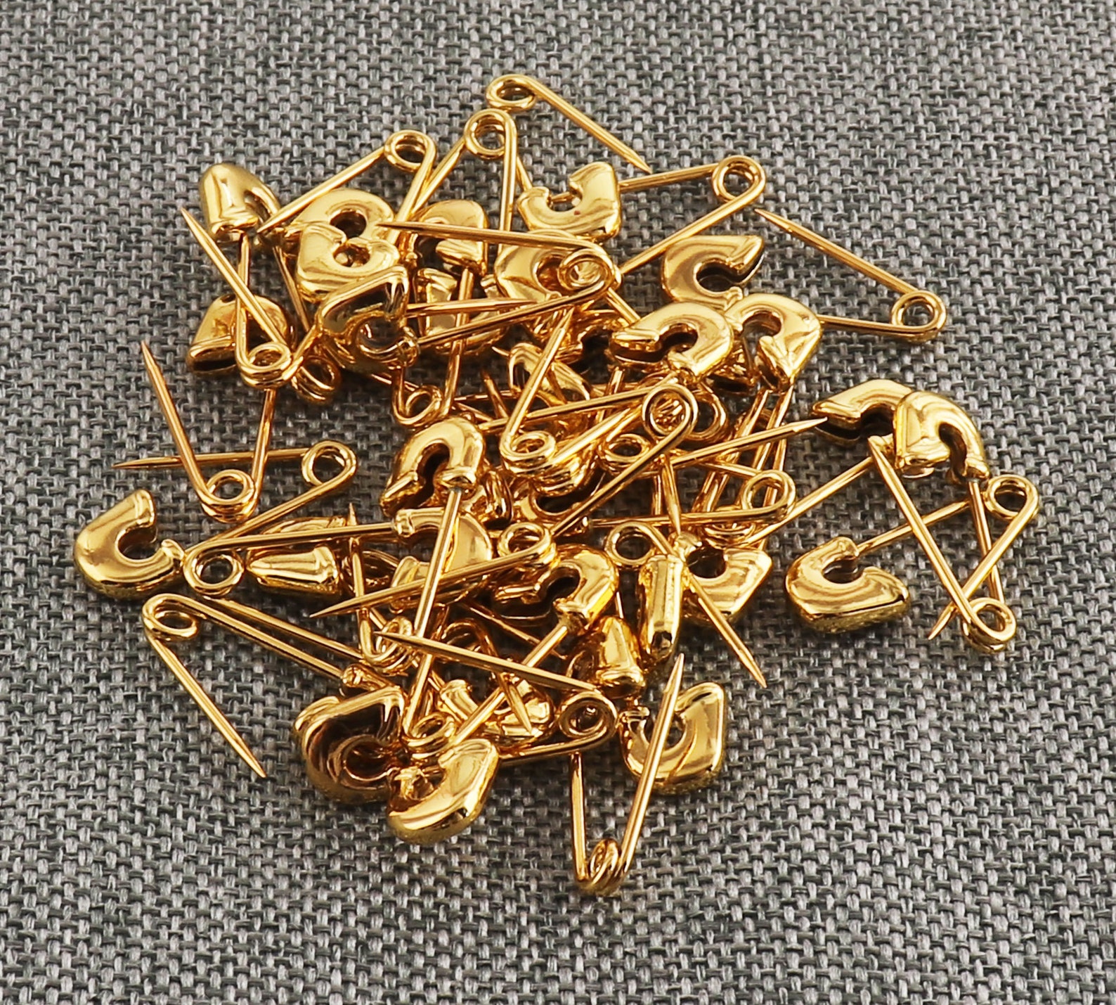 Safety Pins Shiny Gold Brooch Pins 21mm Small Brass Needles - Etsy