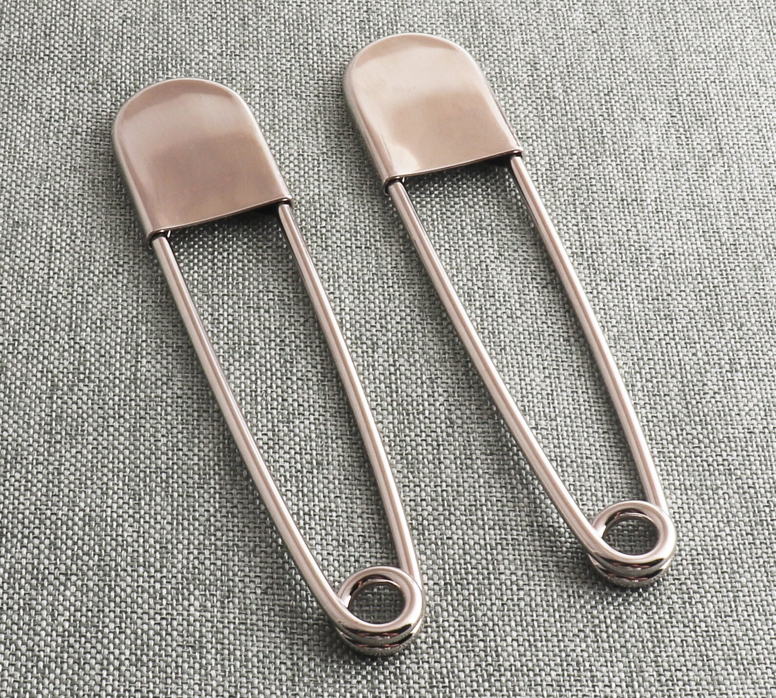 Giant Safety Pins Extra Large 128mm Pins Silver Brooch Jumbo Laundry ...