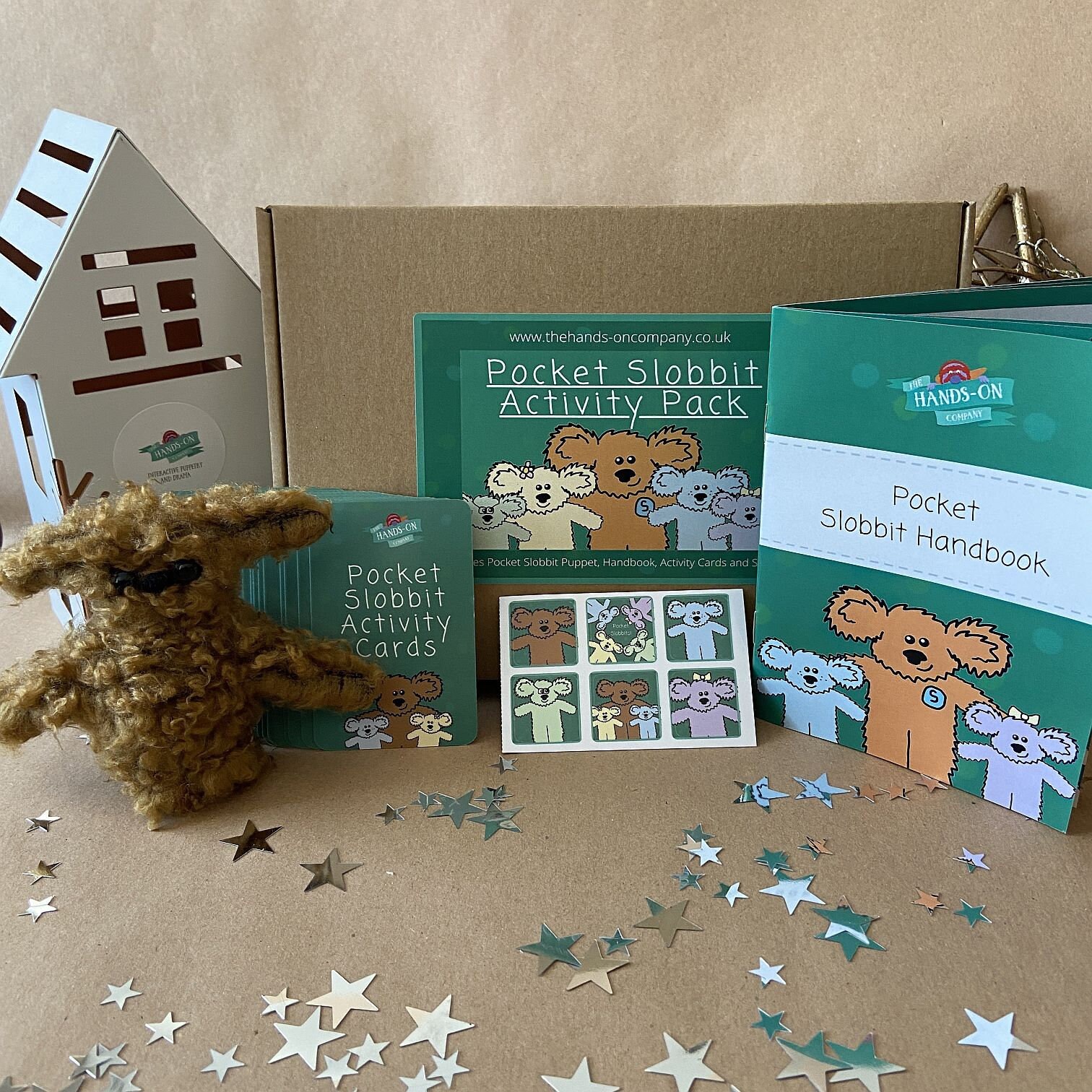 Pocket Slobbit Activity Pack with a brown scruffy Pocket - Etsy.de