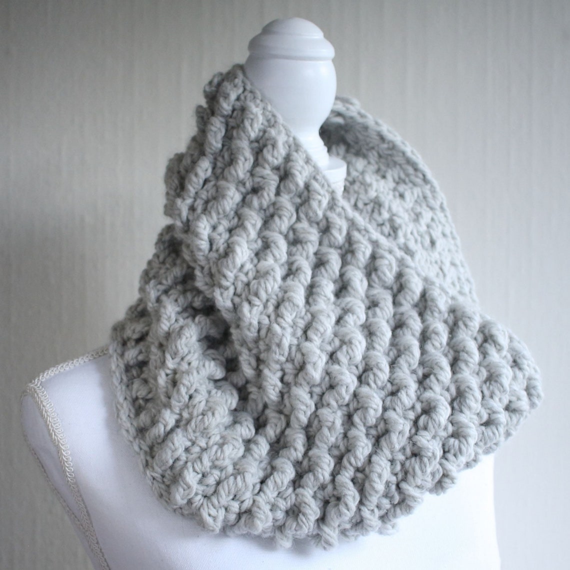 Cowl Pattern / Womens Cowl Scarf Pattern / Crochet Scarf - Etsy