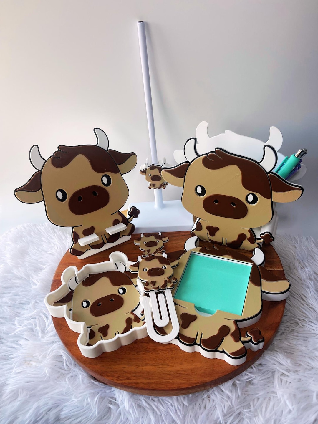 Highland Cow Desk Set – Christmas Desk Decor | Holiday Office ...