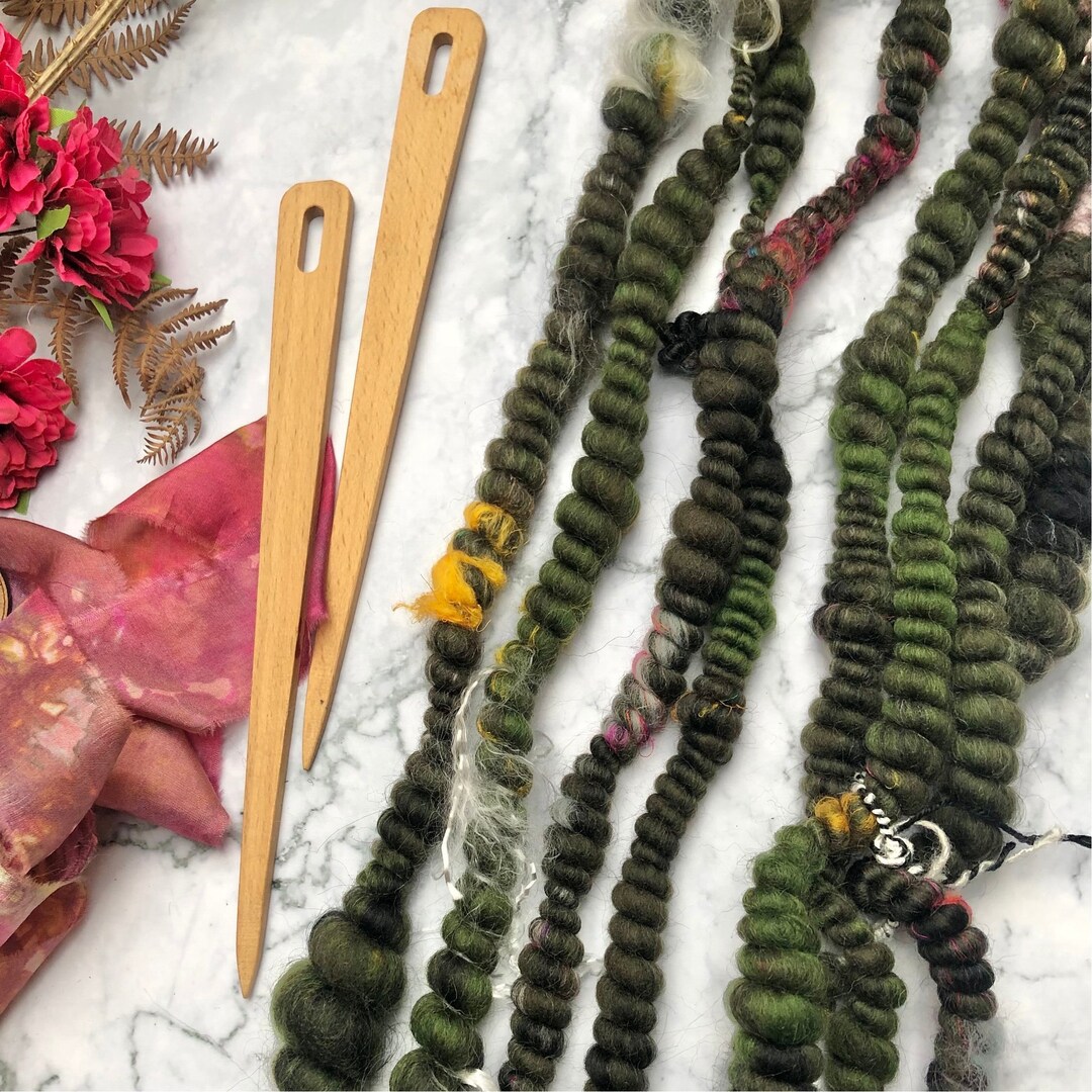 Chunky Coiled Hand Spun Yarn, Moss Green Bobbled Wool Yarn for Jumbo ...