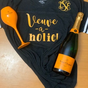 Veuve-a-holic Tee - Etsy