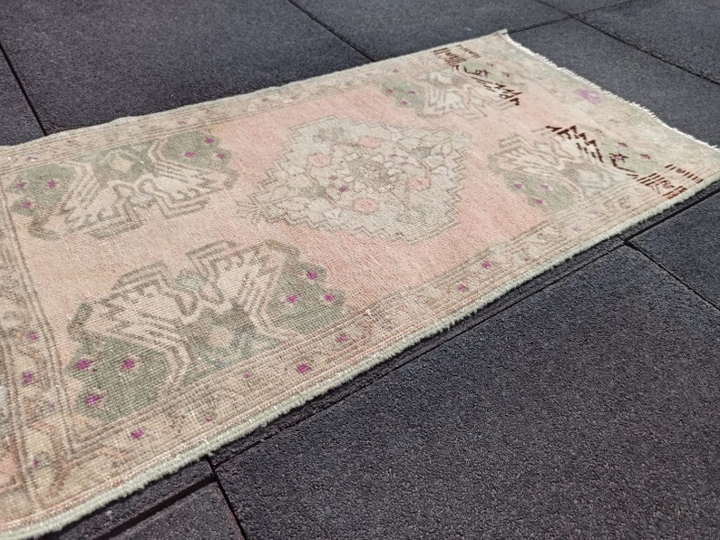 Pink Small Rug Small Vintage Rug Small Entry Rug Bathroom - Etsy