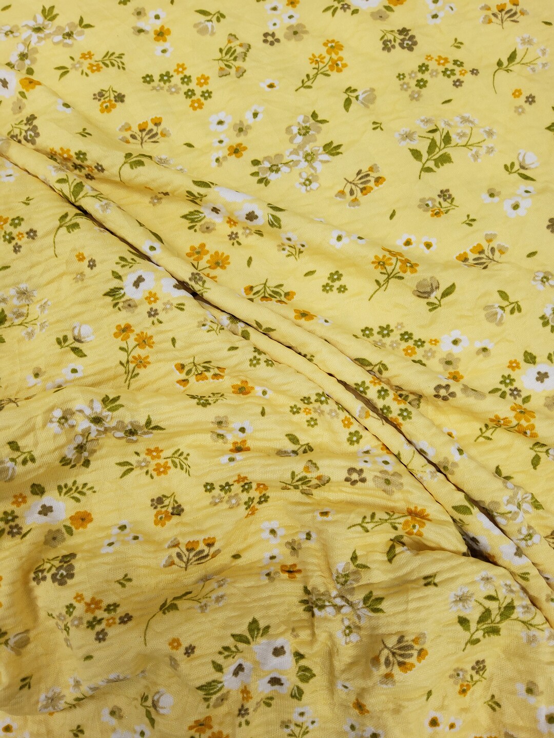 Yellow Sunray Fabric, Knit Pleated Fabric, Spandex Sunray Fabric ...