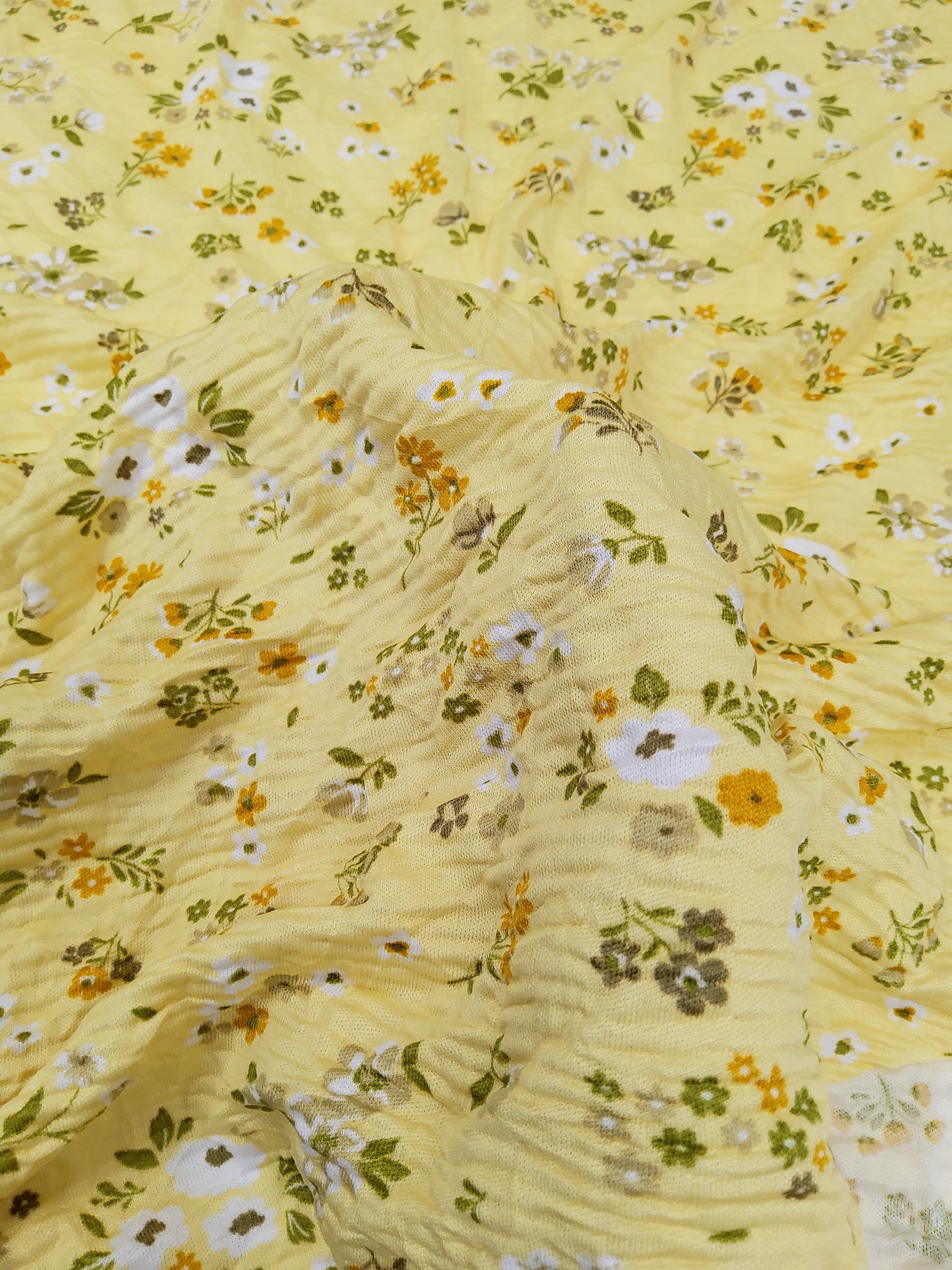 Yellow Sunray Fabric, Knit Pleated Fabric, Spandex Sunray Fabric ...