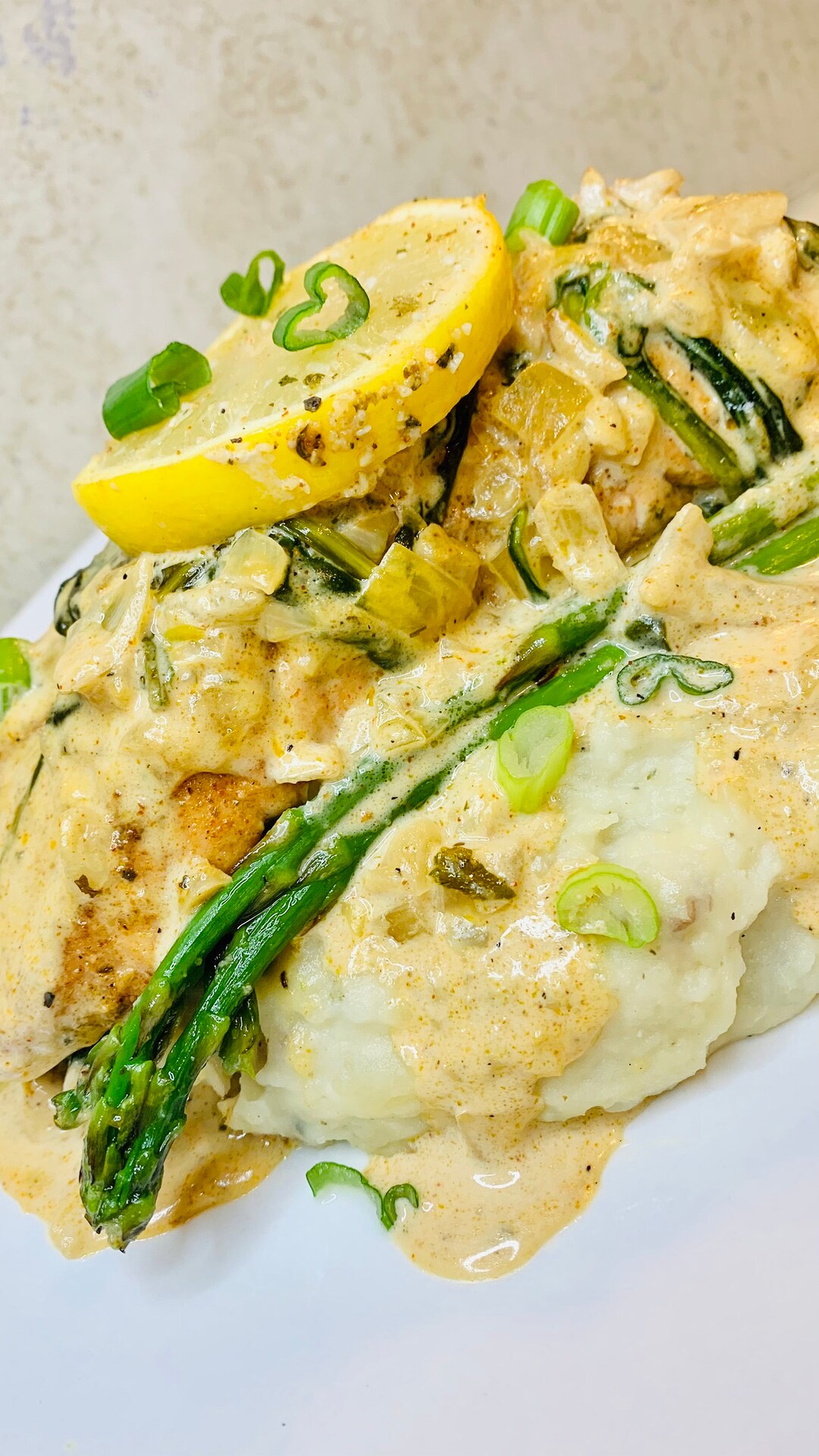 Tiktok Famous (over 400K Views) Creamy Garlic Salmon & Parmesan ...
