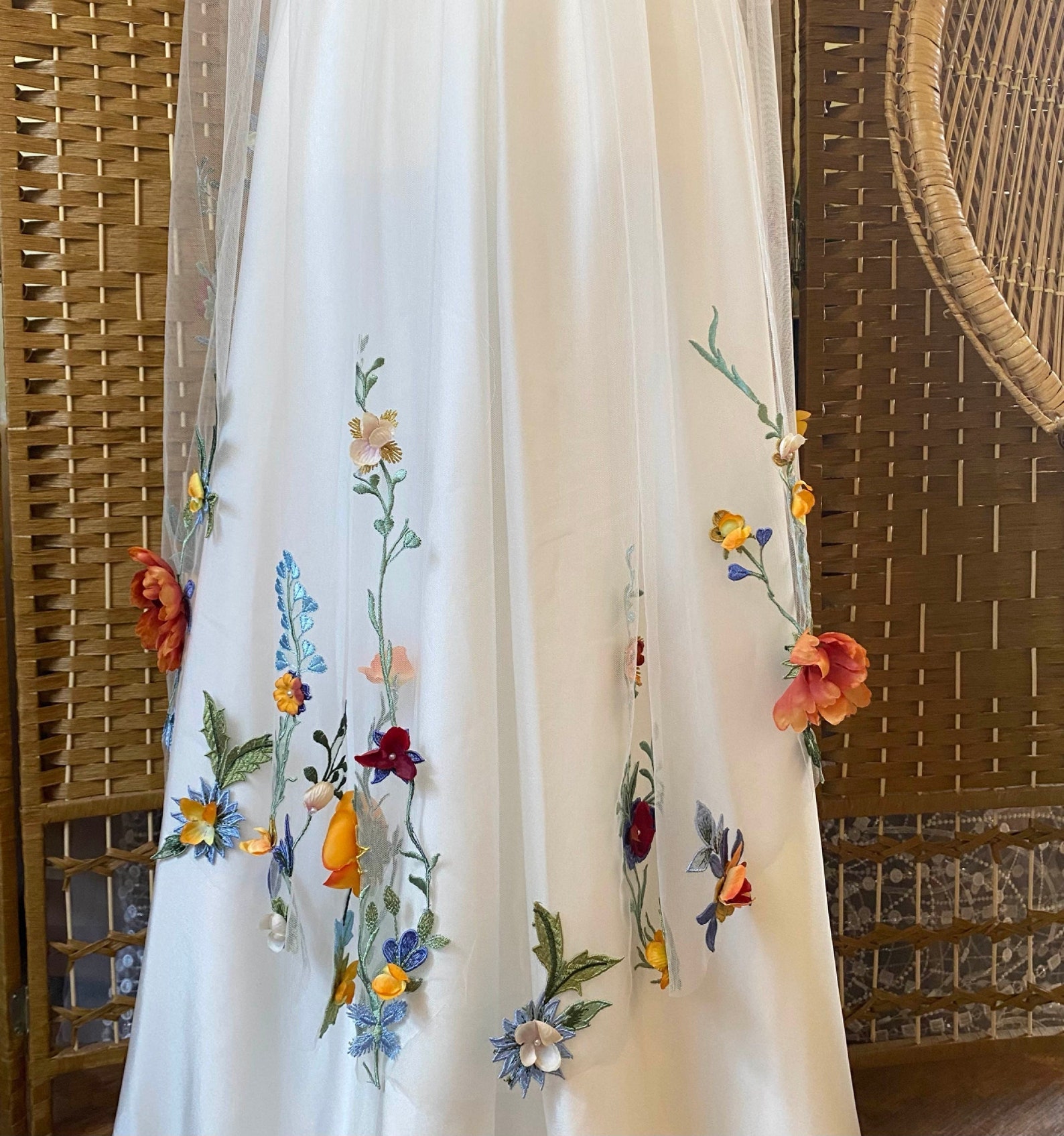 POPPY Colourful Wildflower Embroidered Wedding Veil. - Etsy