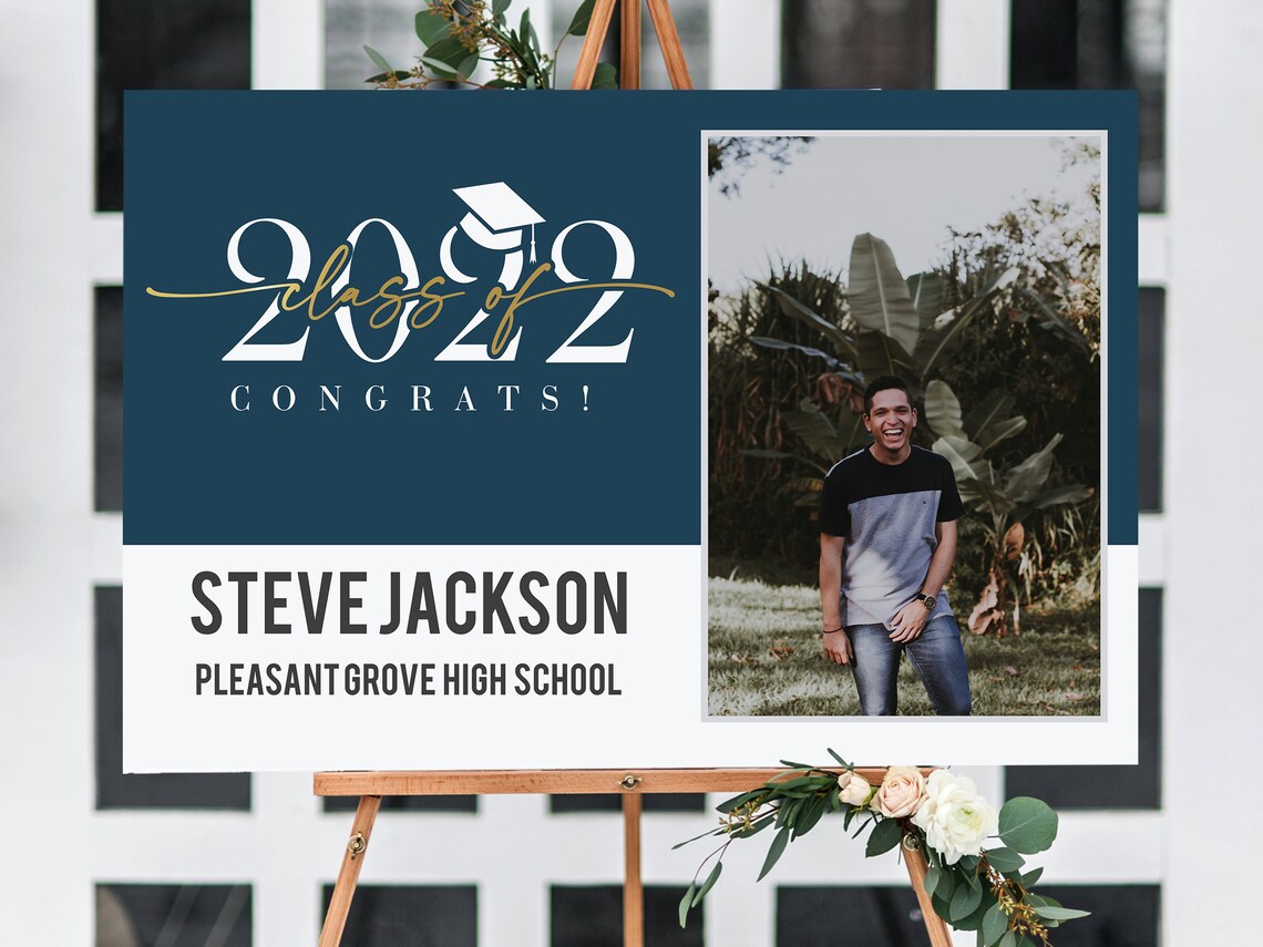 Custom Graduation Yard Sign Class of 2021 With Photo - Etsy